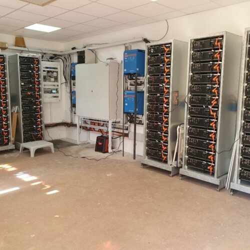 Systèmes solaires autonomes | PERMA-BATTERIES